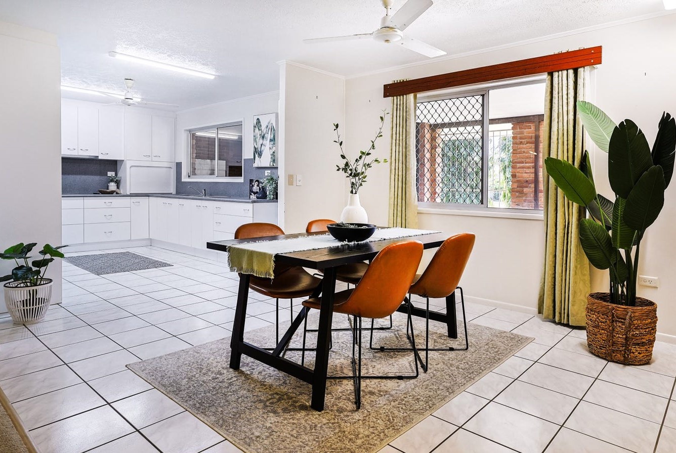 40 Alsop Drive, HEATLEY QLD 4814 - Helen Munro Property