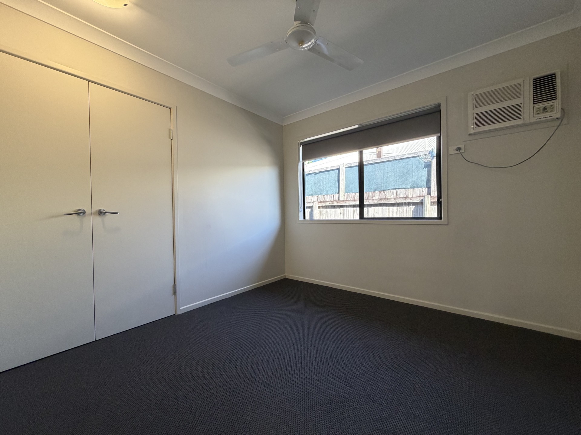 13 Carabeen Court, MOUNT LOW QLD 4818 - Helen Munro Property